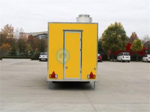 5.5m Yellow Food Trailer from China Food Trailer Manufacturer
